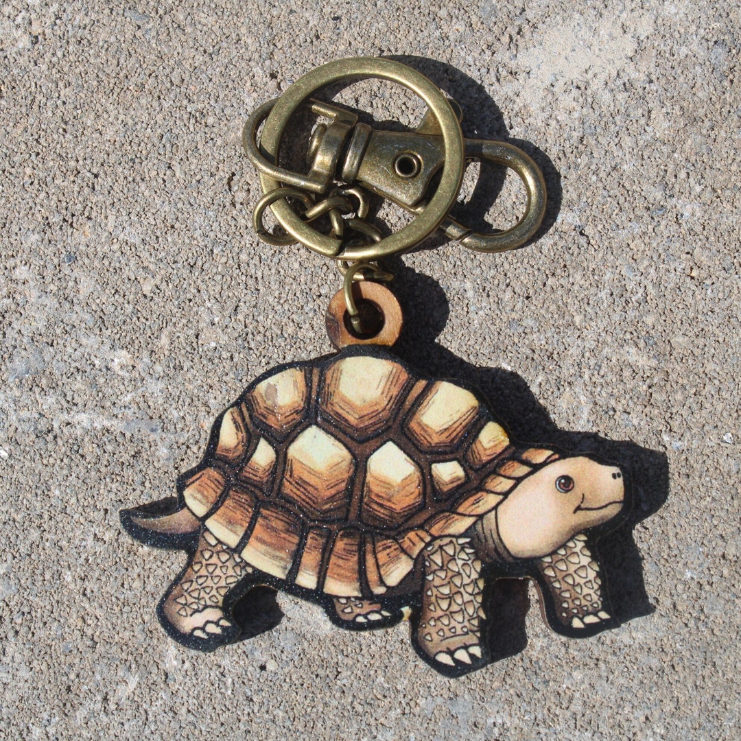 Wood Sulcata Tortoise Keychain: Gift for Turtle Animal Lovers, Vet ...