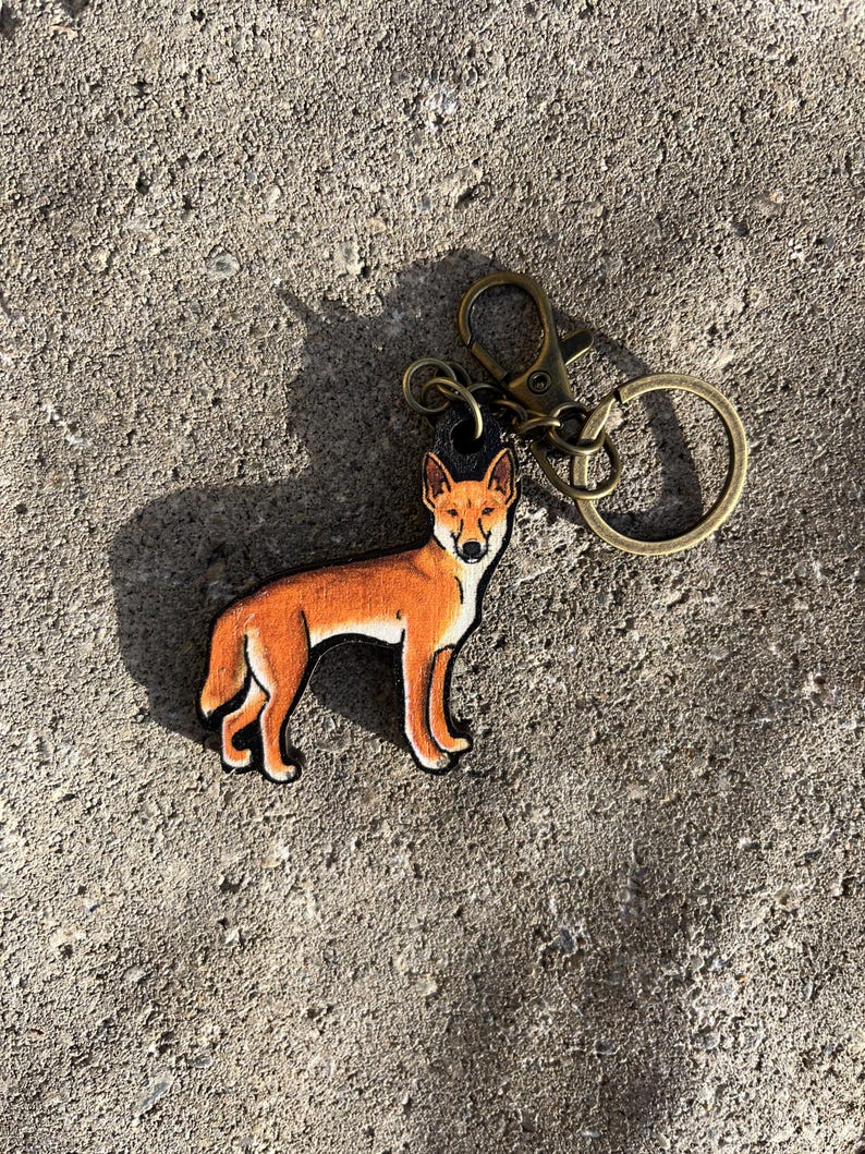 Wood Dingo Keychain: Gift for Animal Lovers, Vet Techs, Veterinarians ...