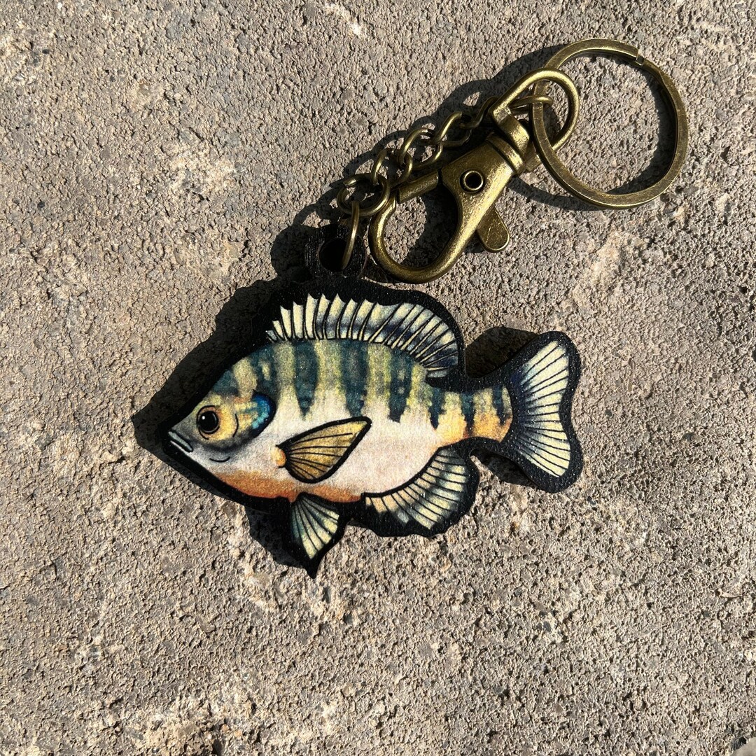Wood Bluegill Fish Keychain: Gift for Game Fisher Lovers, Vet Techs ...