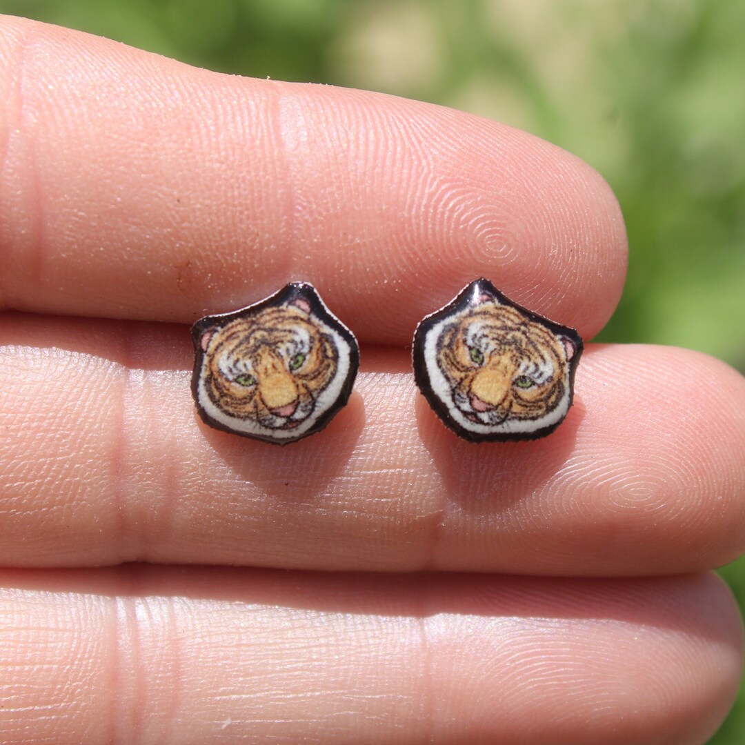 Tiger Stud Earrings: Gift for Animal Lovers, Vet Techs, Veterinarians ...