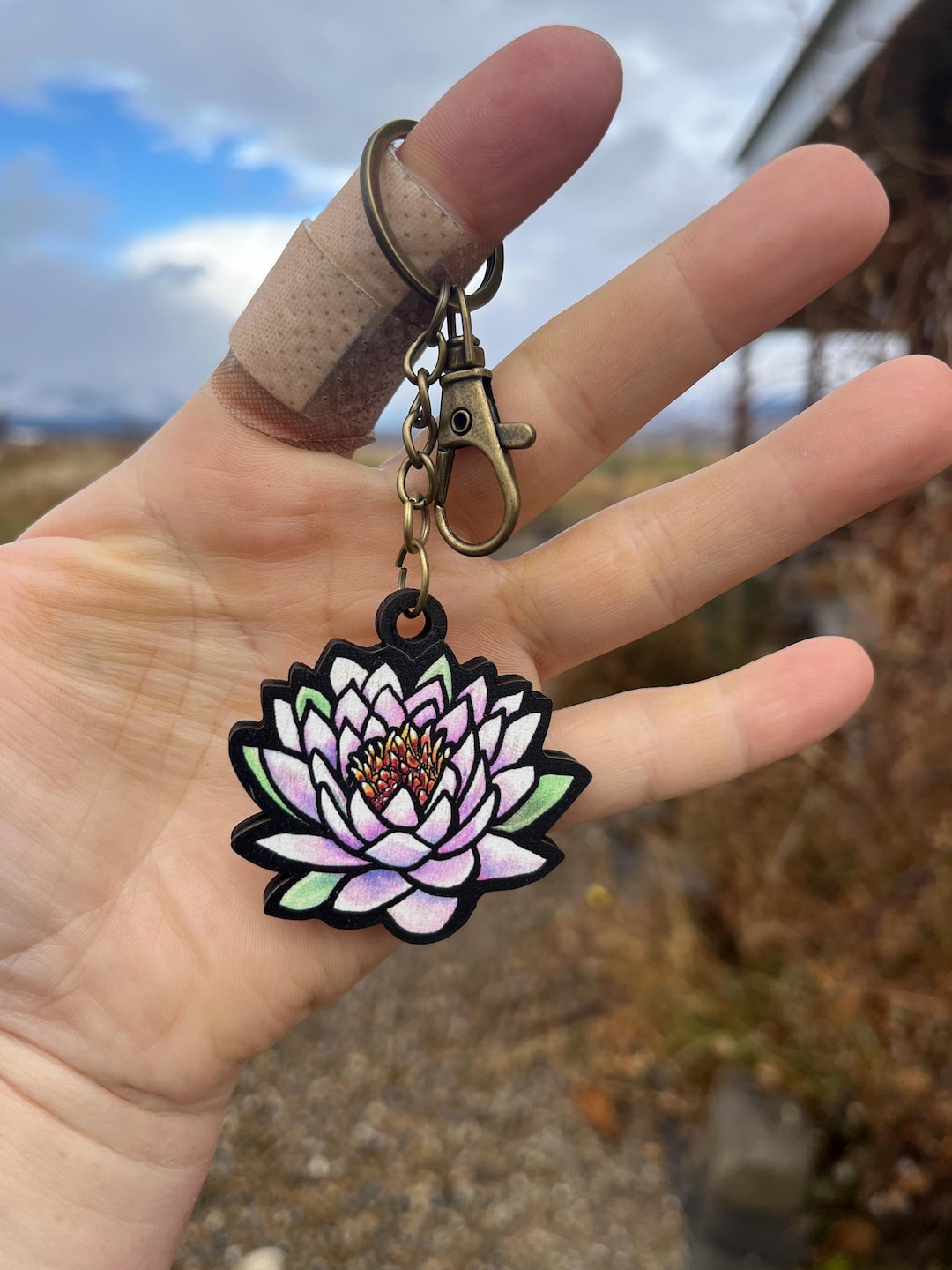 Wood Lotus Flower Keychain: Gift for Garden Lovers, Vet Techs ...