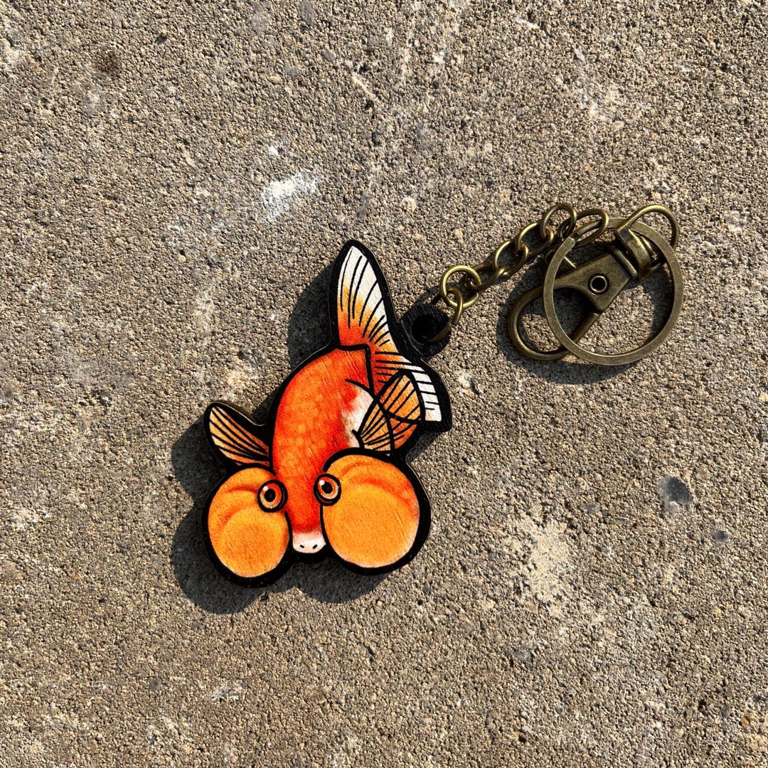 Wood Bubble Eye Goldfish Keychain: Gift for Aquarium Lovers, Vet Techs ...