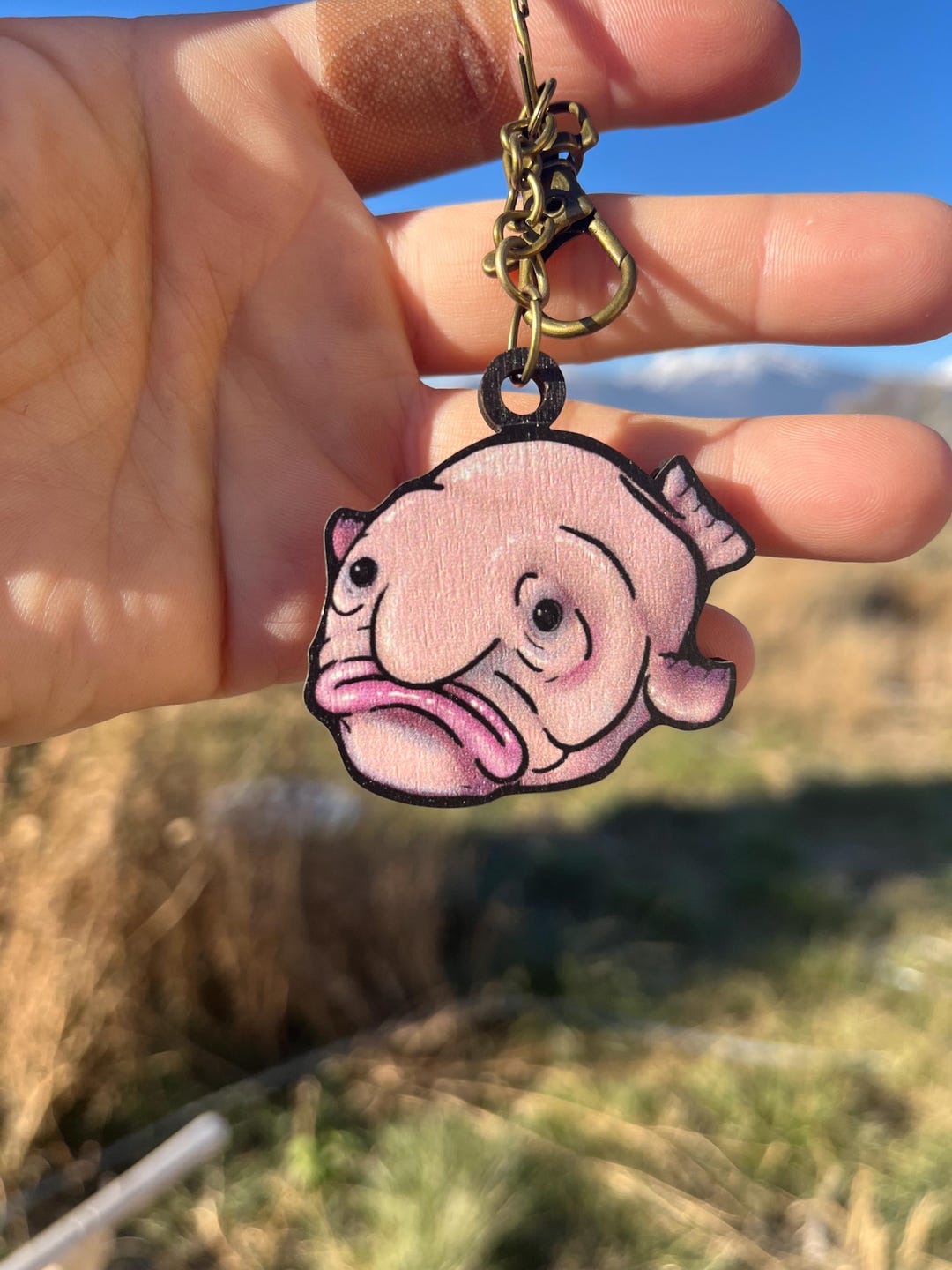 Wood Blobfish Keychain: Gift for Ocean Animal Lovers, Scuba Divers, Vet ...