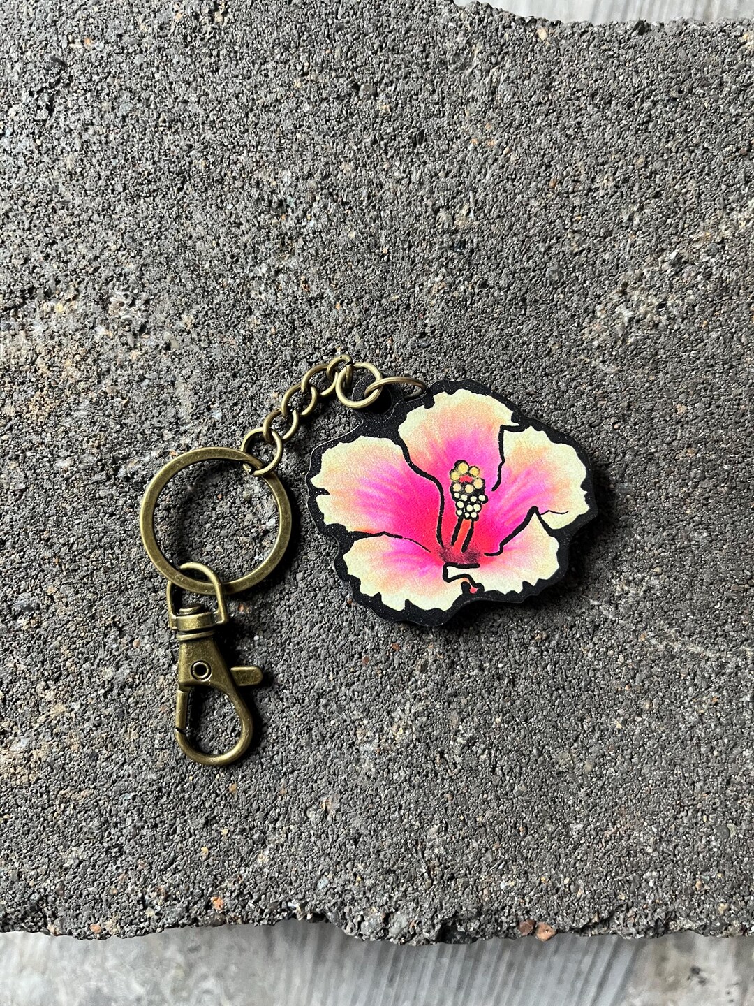 Wood Hibiscus Flower Keychain: Gift for Garden Lovers, Vet Techs ...