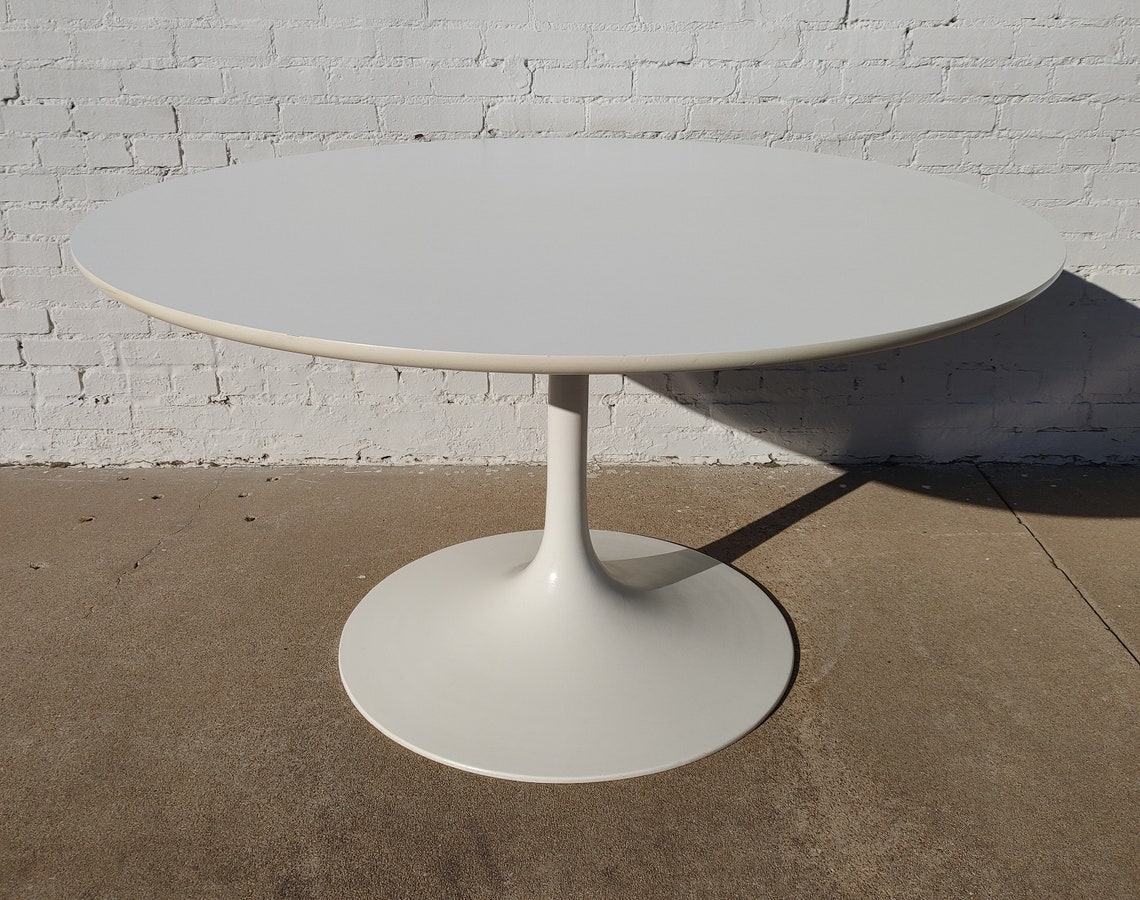 Mid Century Modern Burke Tulip Table - Etsy