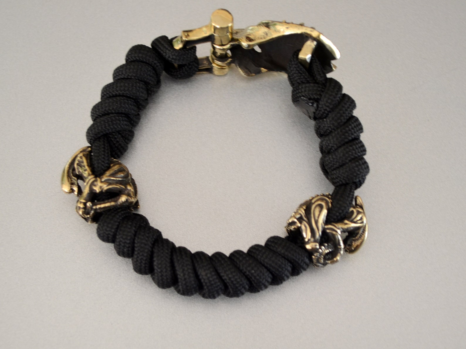 Paracord Bracelet With Predator Alien Brass Clasp Gift for | Etsy