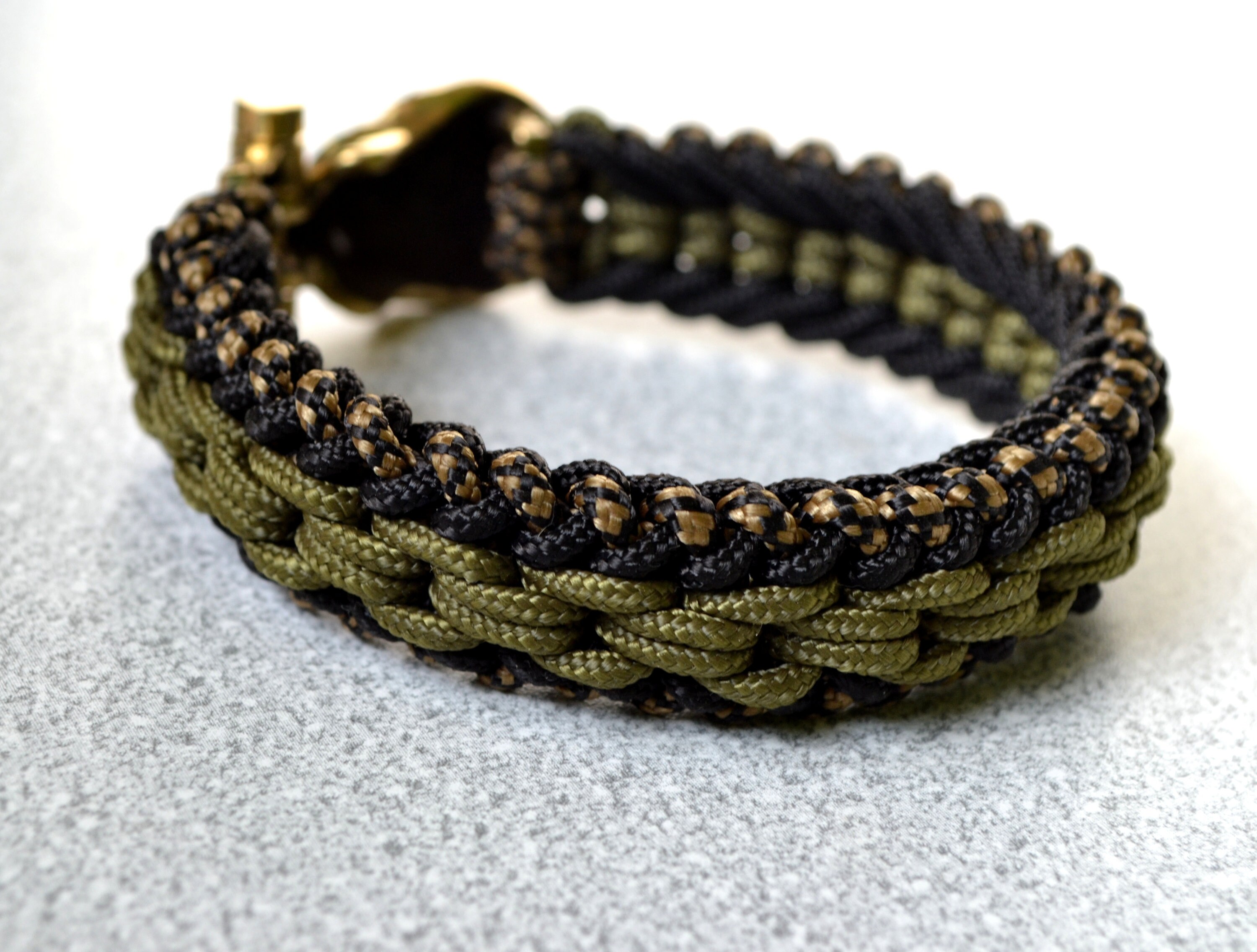 Predator Bracelet, Paracord Braided Men Bracelet, Gift for Him, Mens ...