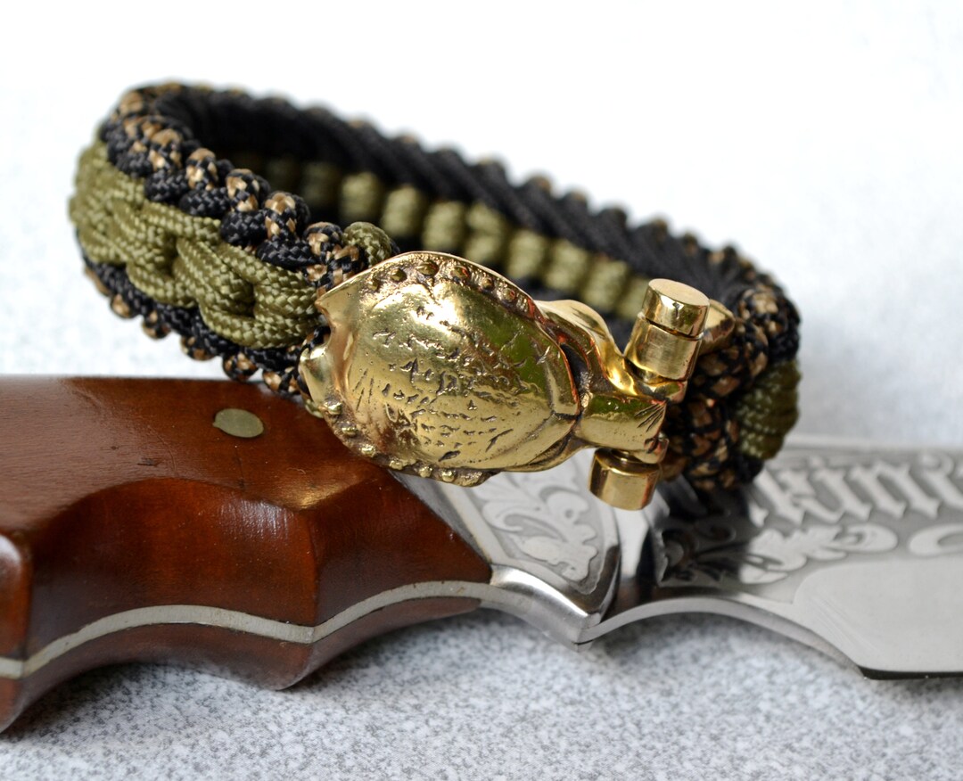 Predator Bracelet, Paracord Braided Men Bracelet, Gift for Him, Mens ...