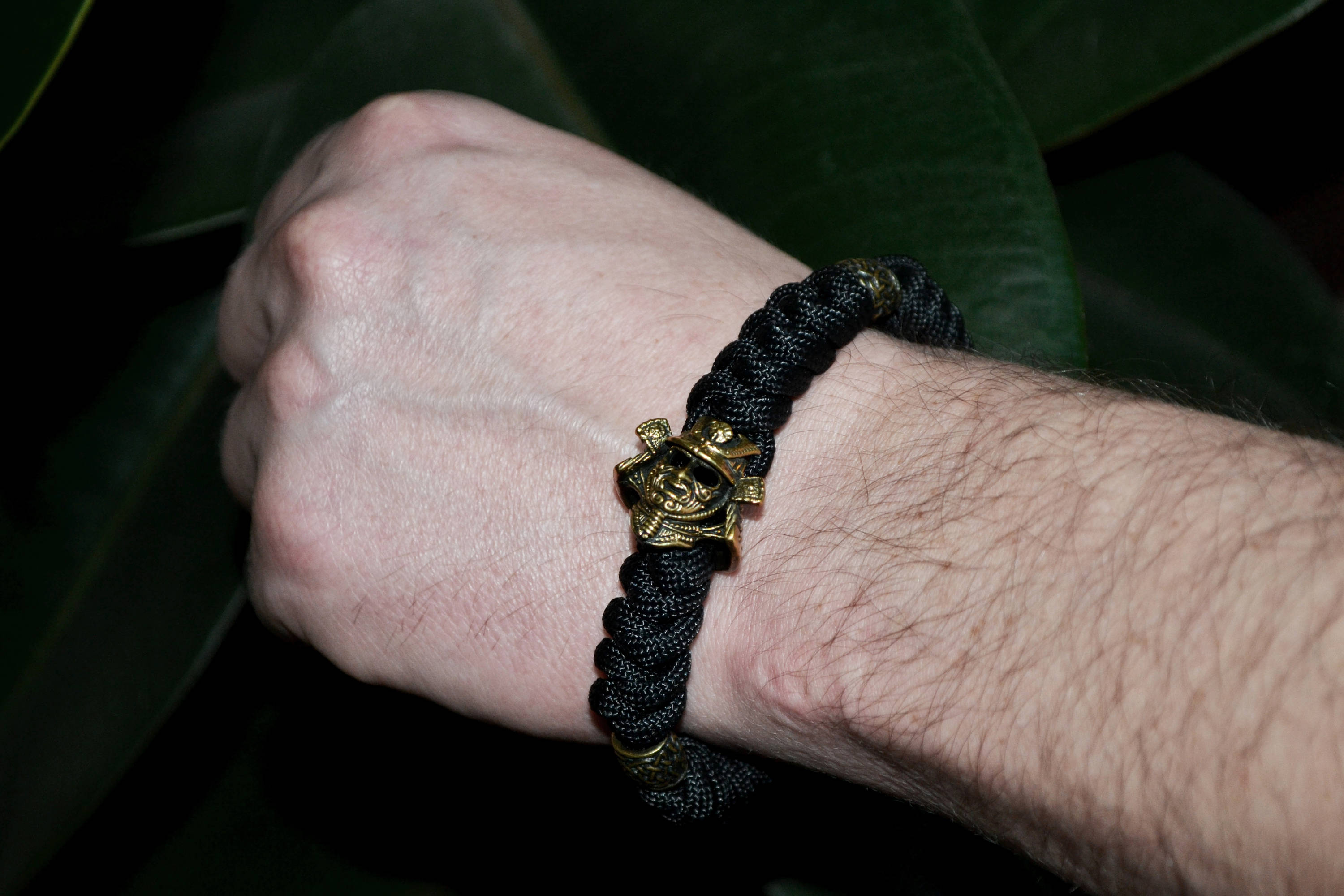 Paracord bracelet with samurai bead black paracord bracelet | Etsy