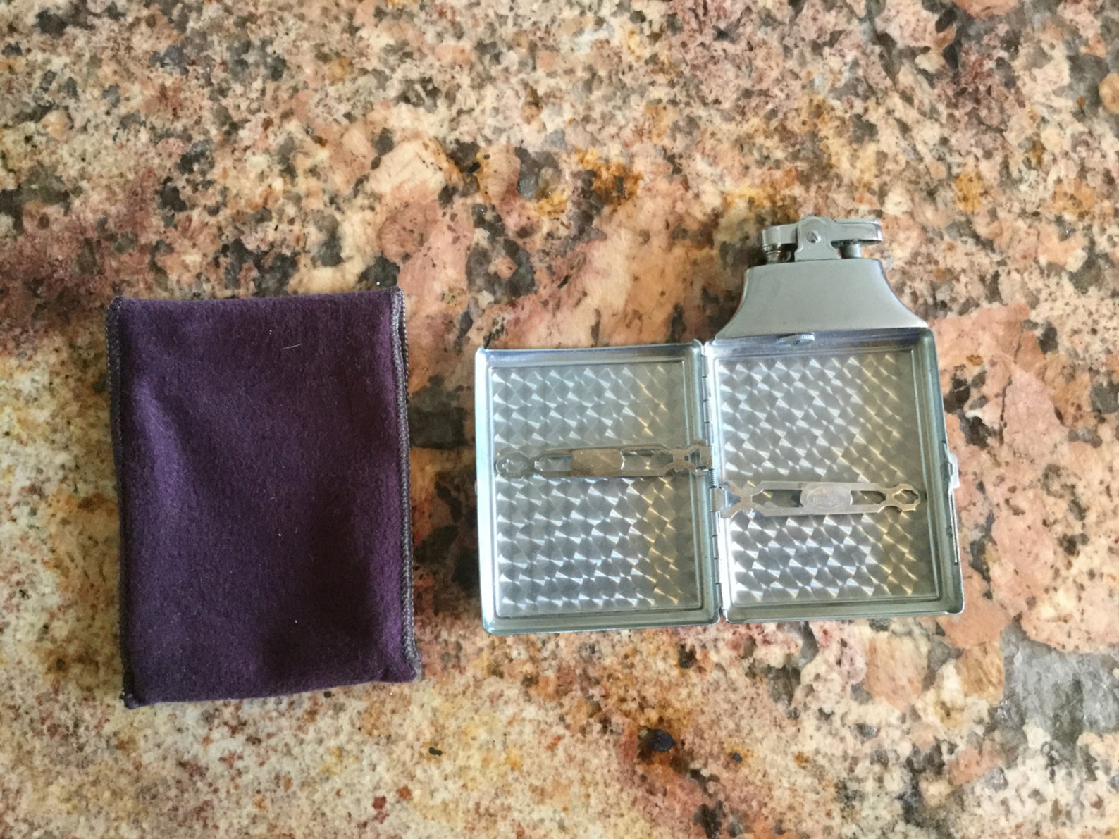 VINTAGE Ronson Mastercase, Lighter and Cigarette Case. - Etsy