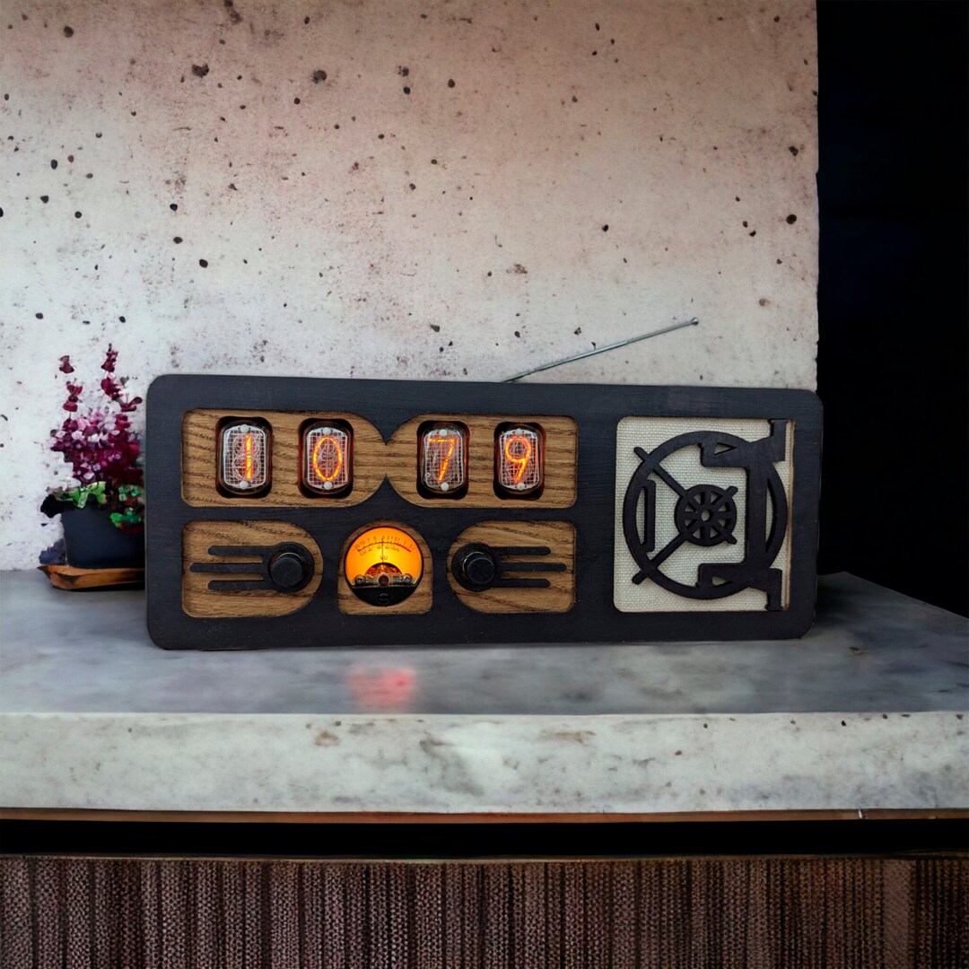 Nixie Tube Clock Radio With Bluetooth, AUX, FM Radio Vintage Retro ...