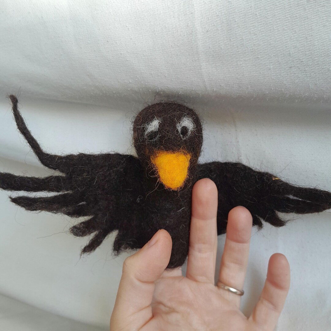 Traditional Wet-felted Finger Puppets / Glossy-black Thrush - Etsy