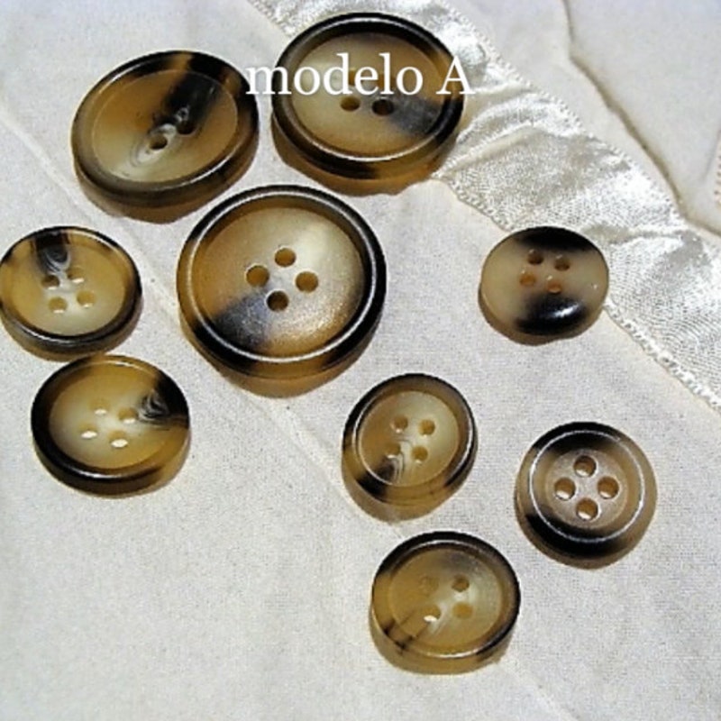 15 Matching Buttons - Etsy