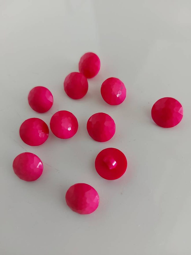 Round Button With Loop, Ø11/12/13/15 Mm. Several Lots. Various Measures ...
