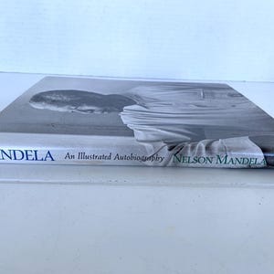 Mandela an Illustrated Autobiography by Nelson Mandela First Edition ...