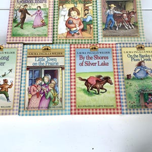 Little House on the Prairie Complete 9 Book Box Set by Laura Ingalls ...