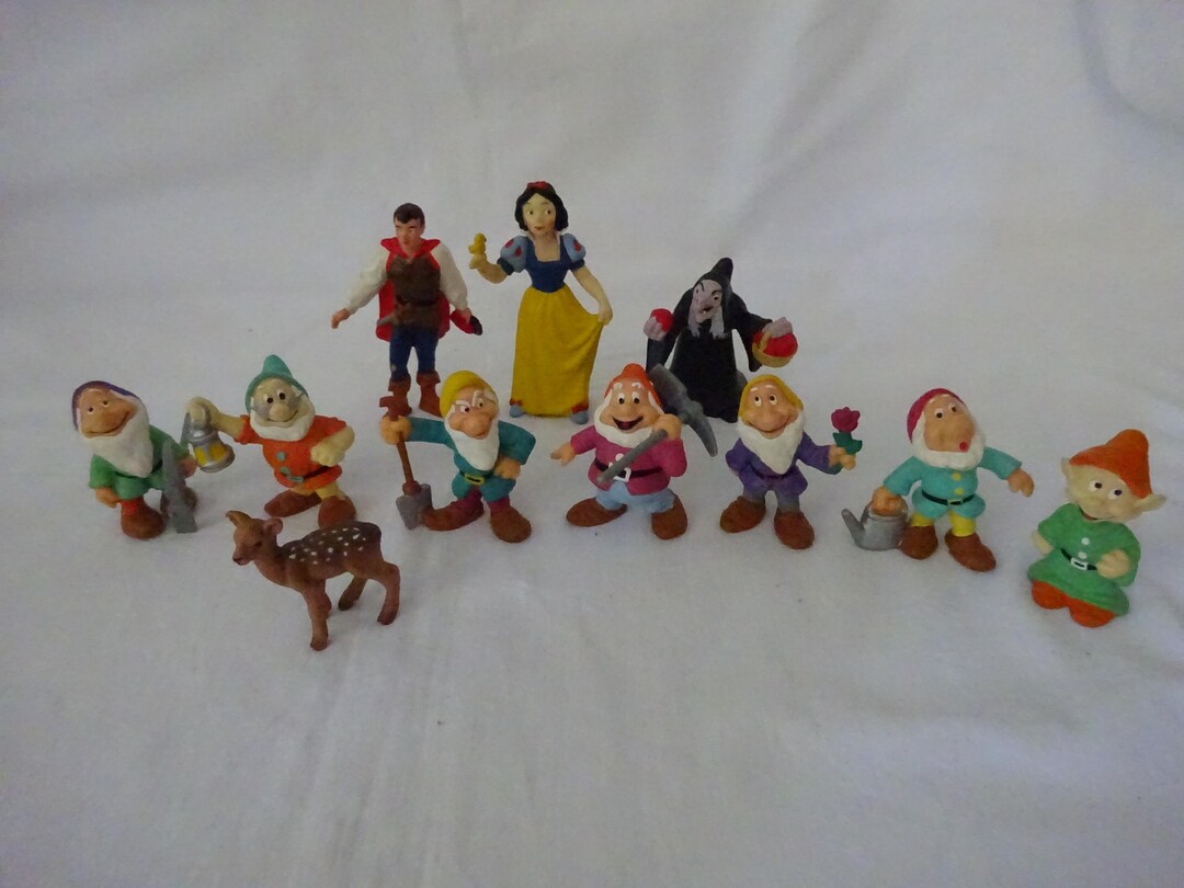 Vintage Snow White and the Seven Dwarfs, 11 Figures, Prince, Witch ...