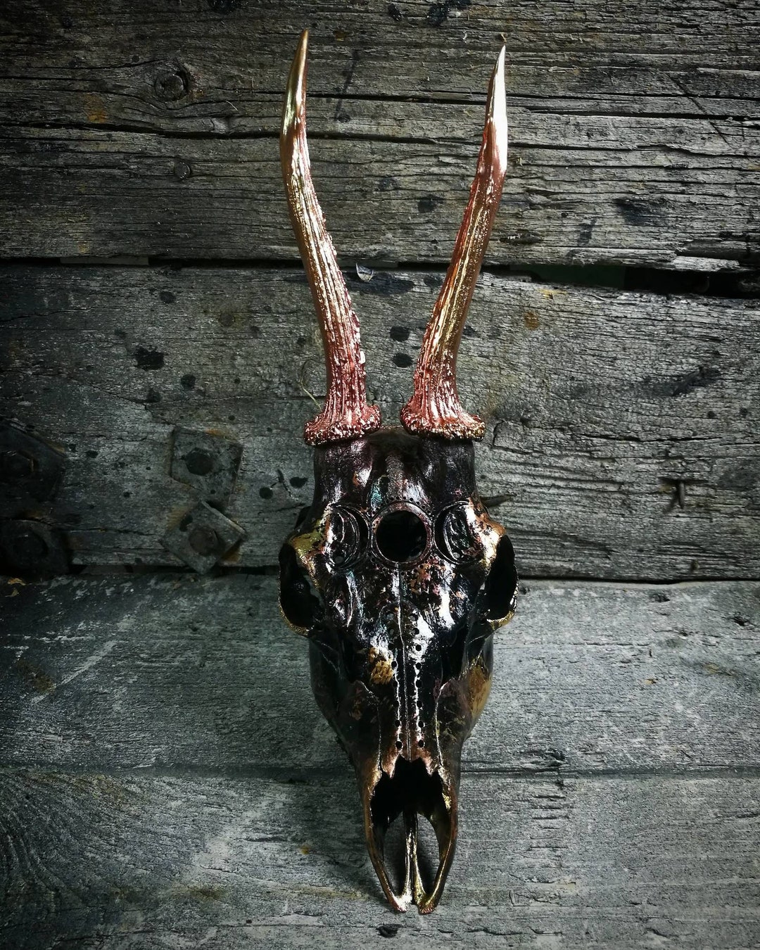 Painted Gold Black Rose Metalic Roe Deer Skull Engraved Abnormal ...