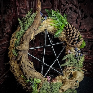 Straw Door Wreath Real Engraved Fox Skull Moss Plants Ferns Green Witch ...
