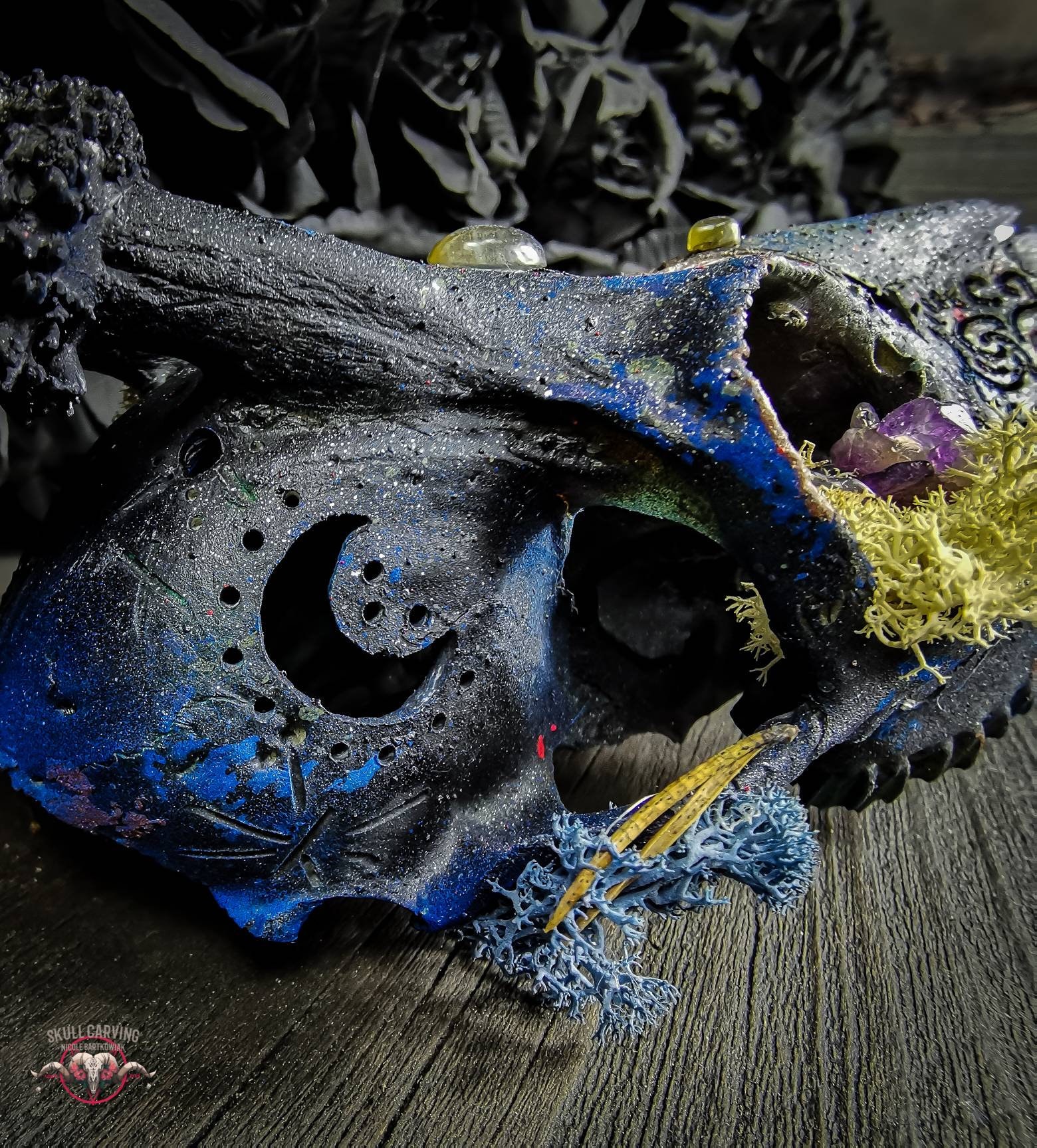 Made to order Roe deer skull buck with engraved ornaments | Etsy