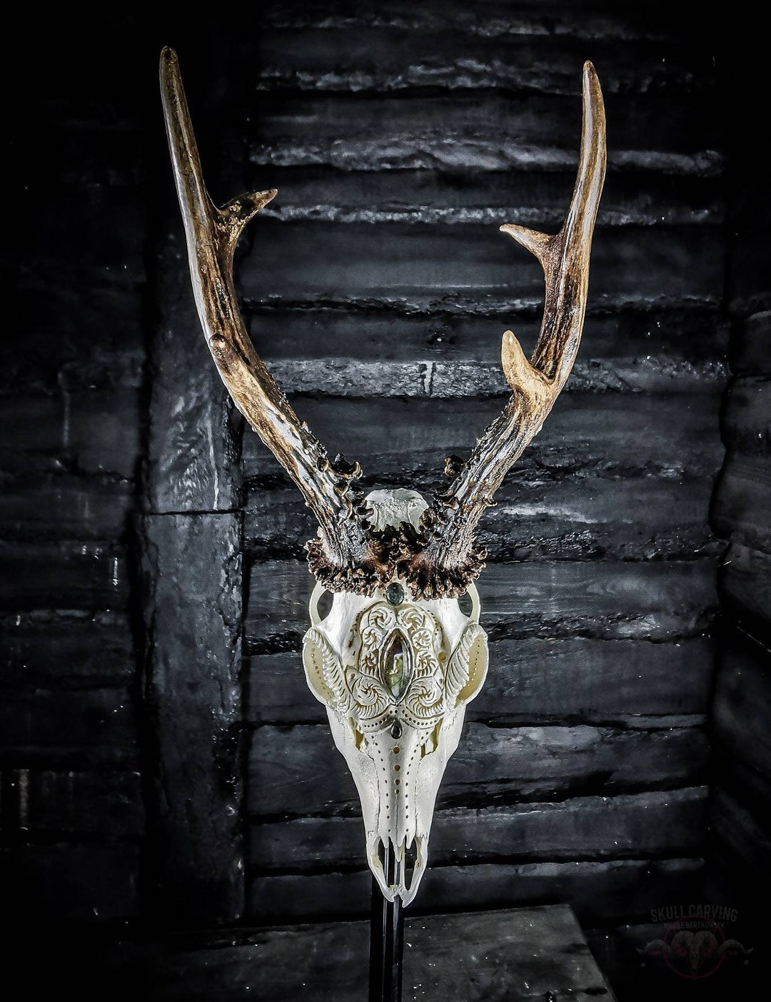 Engraved Roe Deer Skull Ornament: Filigree Carving With Labradorite ...