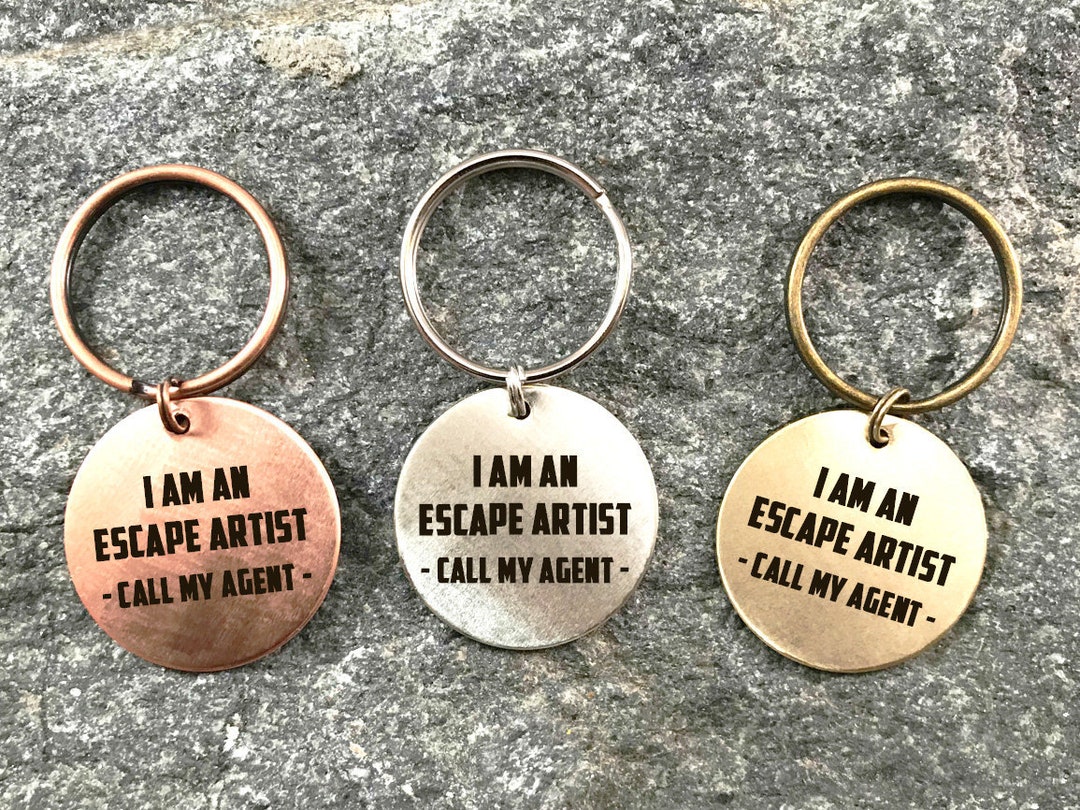 I Am an Escape Artist , Call My Agent Pet Tag, Dog Tag and Personalised ...