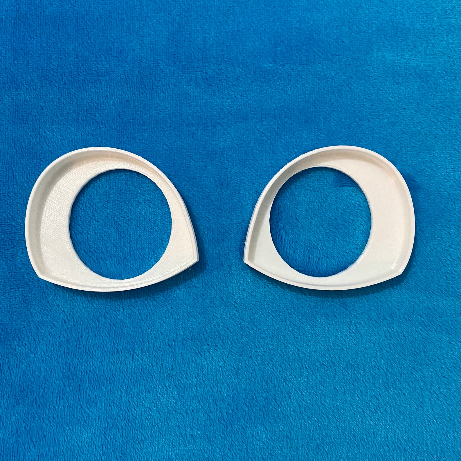 3D Printed FOLLOW ME EYES for Fursuits - Etsy Australia