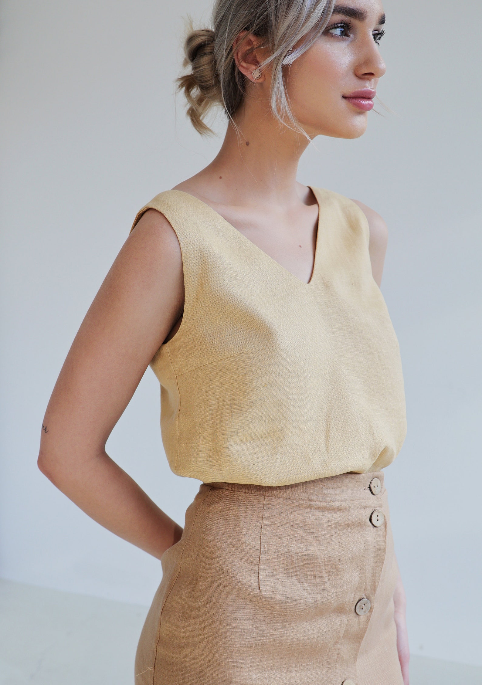V Neck Linen Top CARRIE, Sleeveless Summer Blouse, Linen Tank Top ...