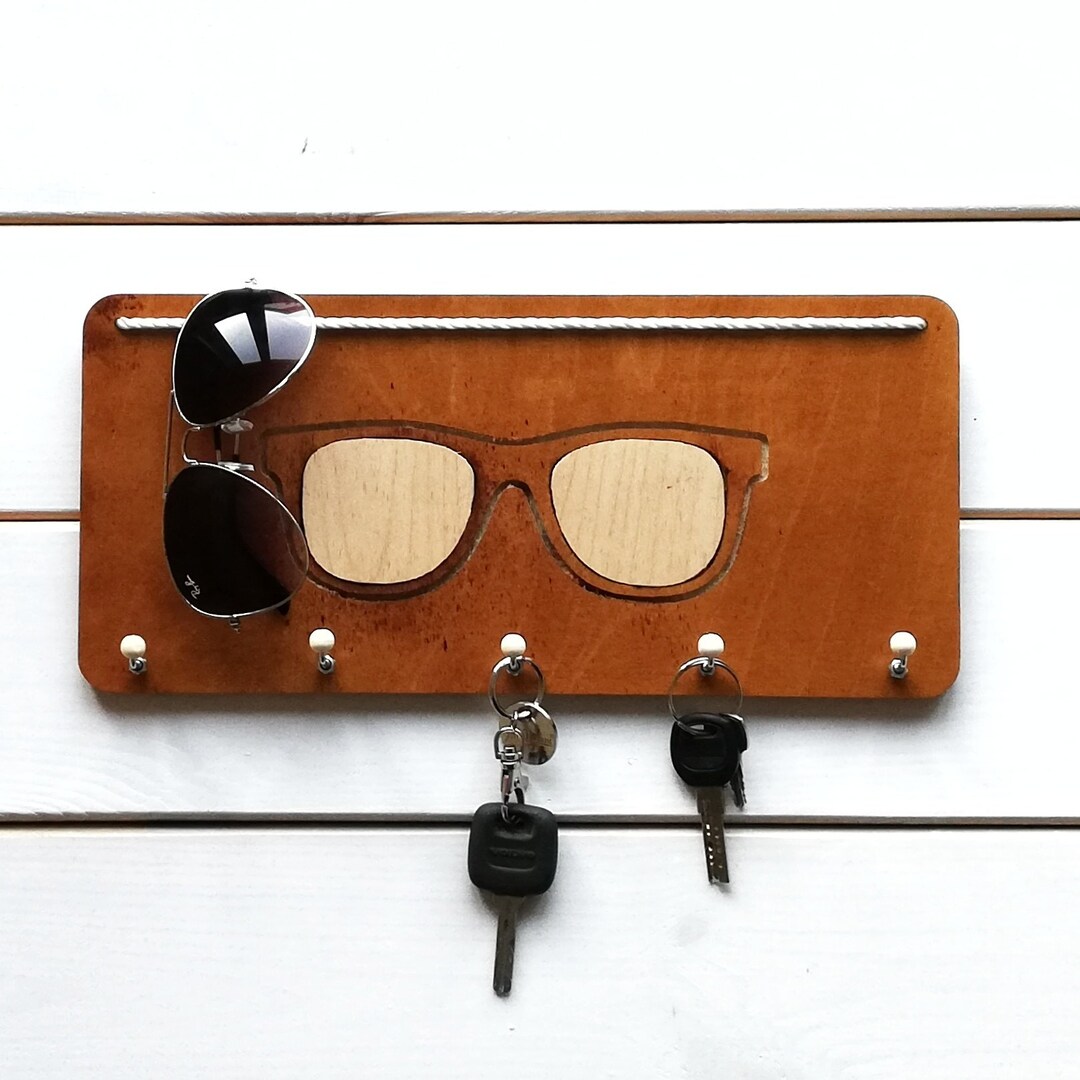 Wooden Key Holder Sunglasses Display With Laser Map Engraving for the ...