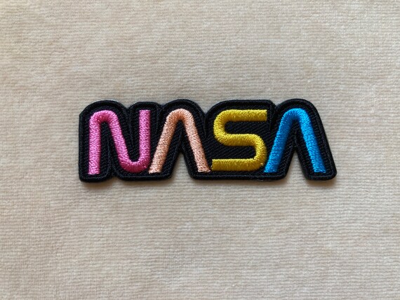 Nasa Worm Blue