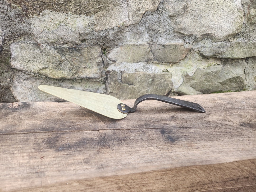 Hand Crafted Brass Cake Server. Blacksmith Handmade Cake Slice. Serving ...