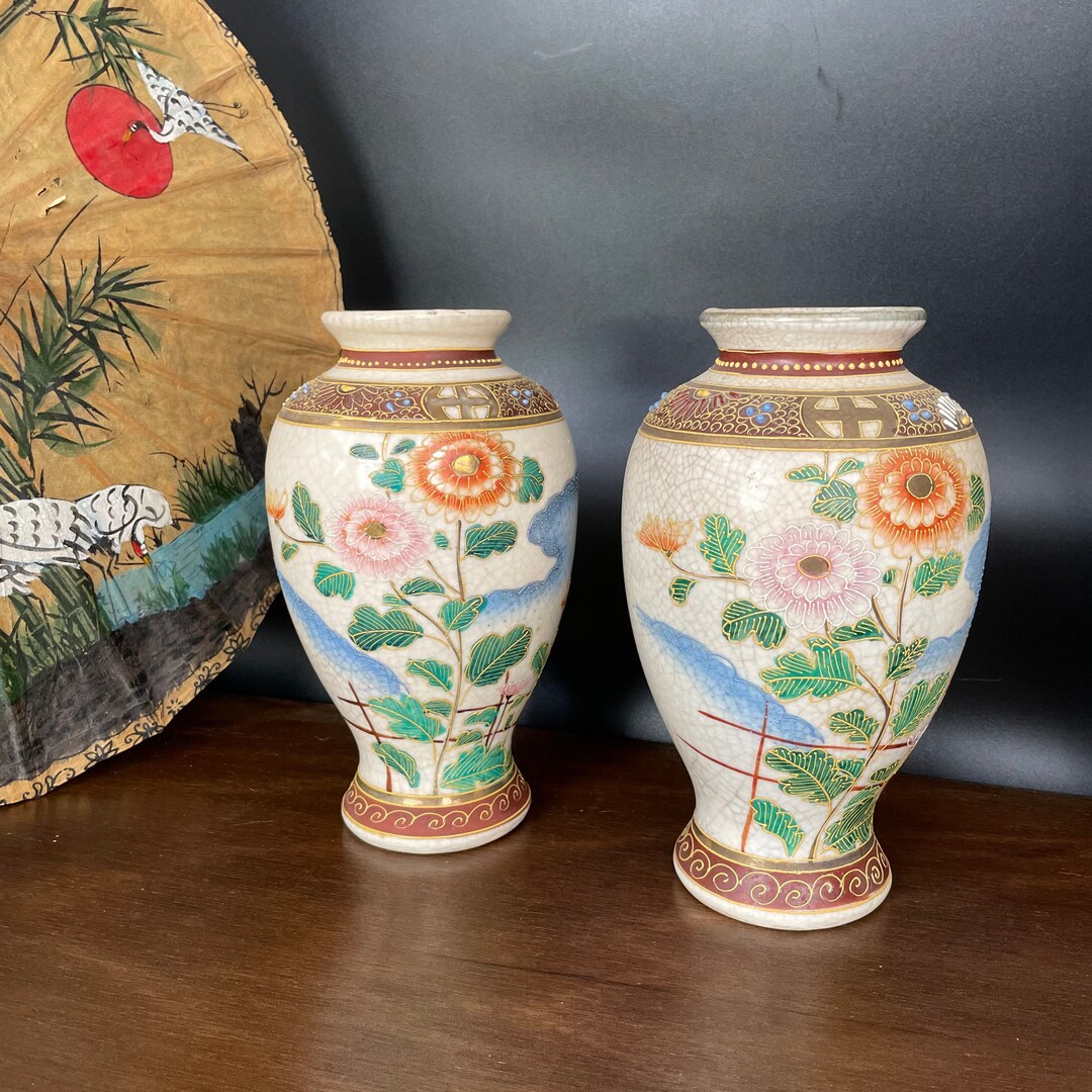 Buy Vintage Japanese Moriage Satsuma Vases Signed Master Potter Kusube ...