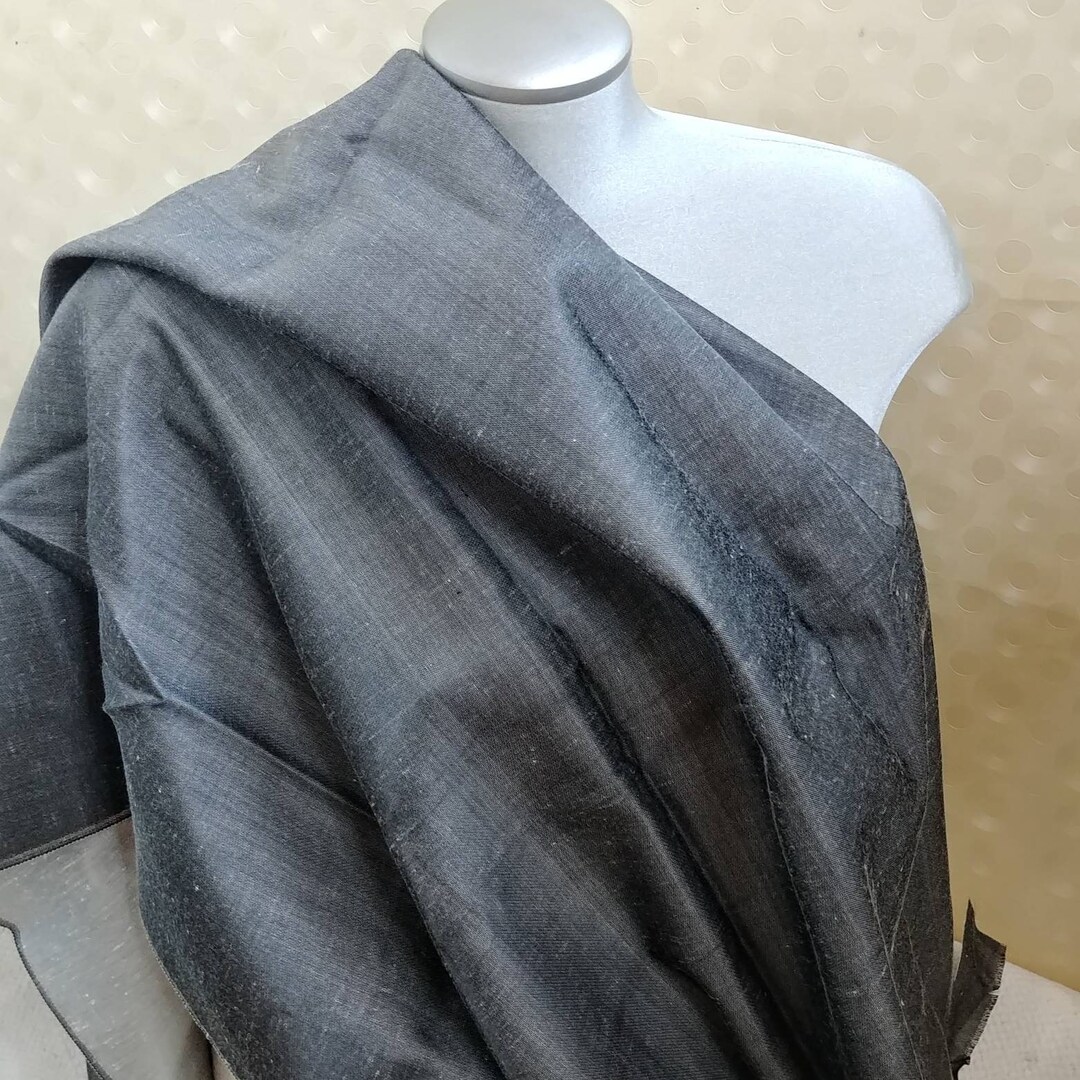 Vintage Gunmetal Sharkskin Fabric Designer Shimmer Suiting 45 Inch ...