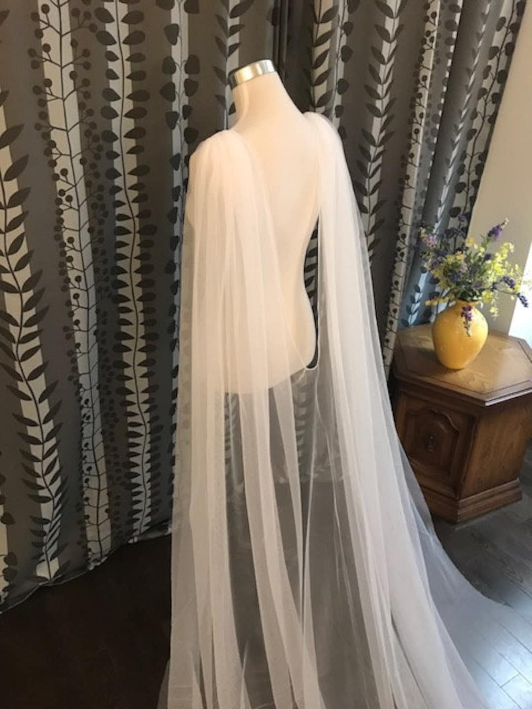 Bridal Cape Veil, Plain Cape Only, Deep-v Shoulder Cape, Width 120 ...