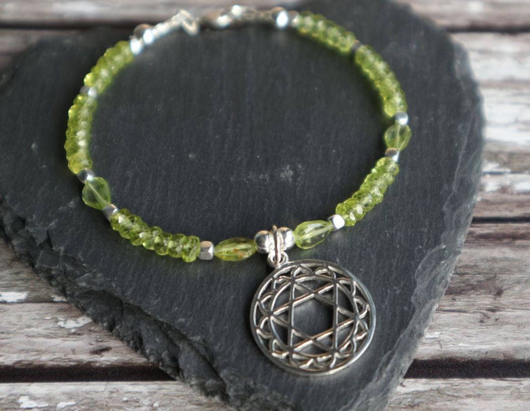 Peridot Heart Chakra Anahata Charm Bracelet, Chakra Symbol Jewellery ...