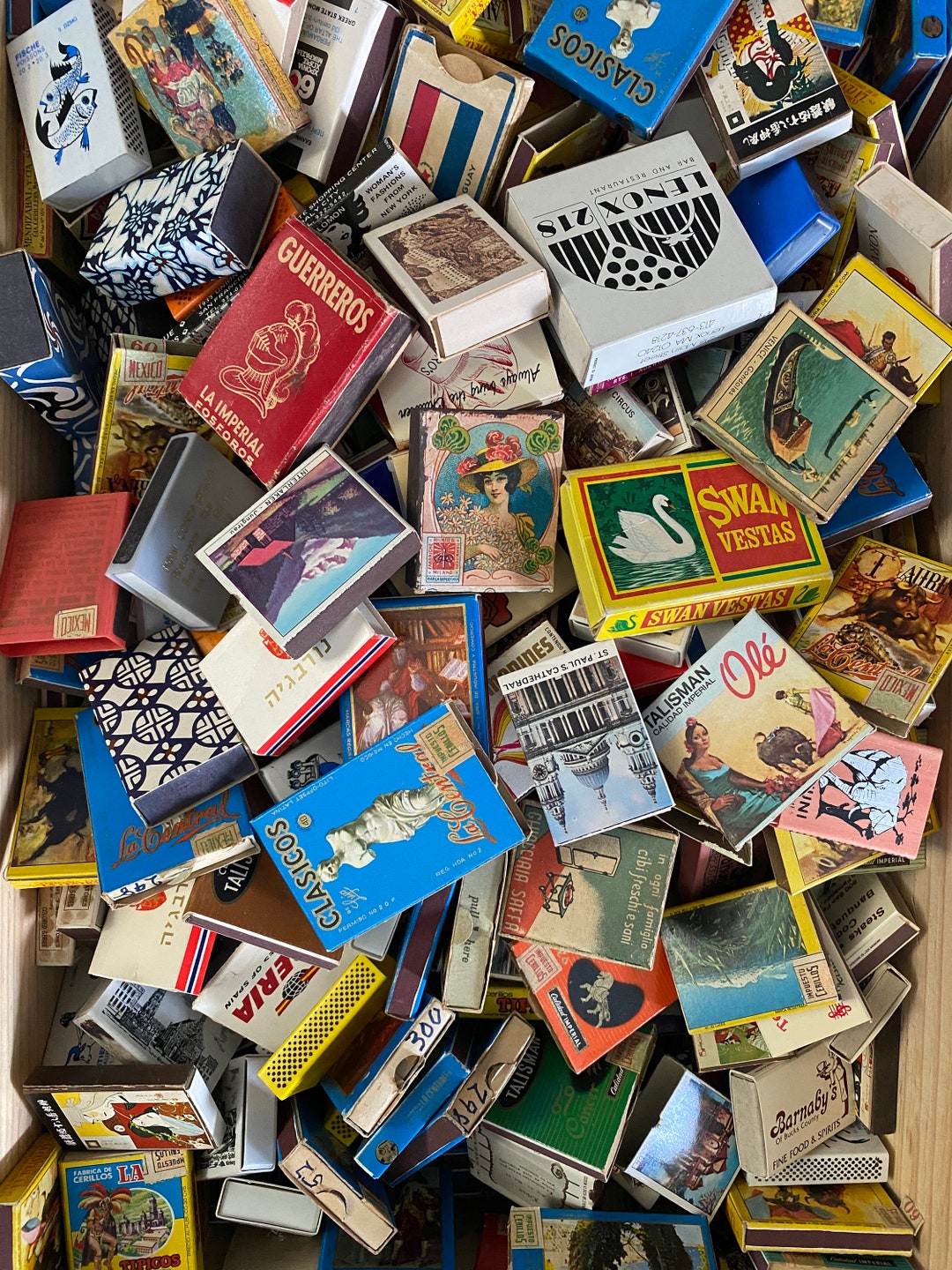 Lot of 14 Vintage Matchboxes 70S 80s 90s Italy, Japan, US, Mexico, Etc ...