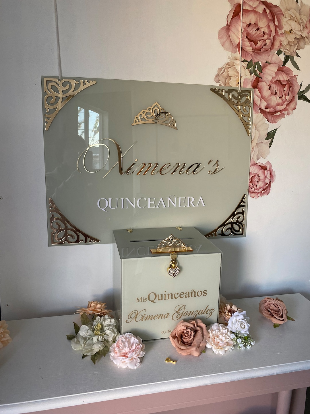 Quinceanera Money Card Box With Quinceanera 3D Welcome Sign Engraved ...