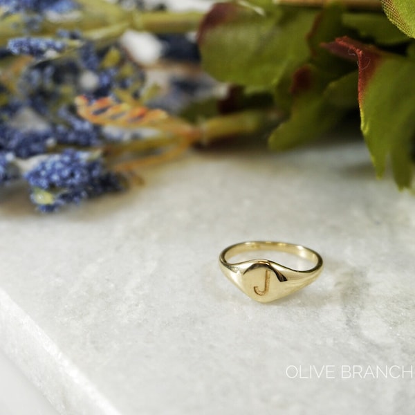 Mini Signet Ring - Etsy