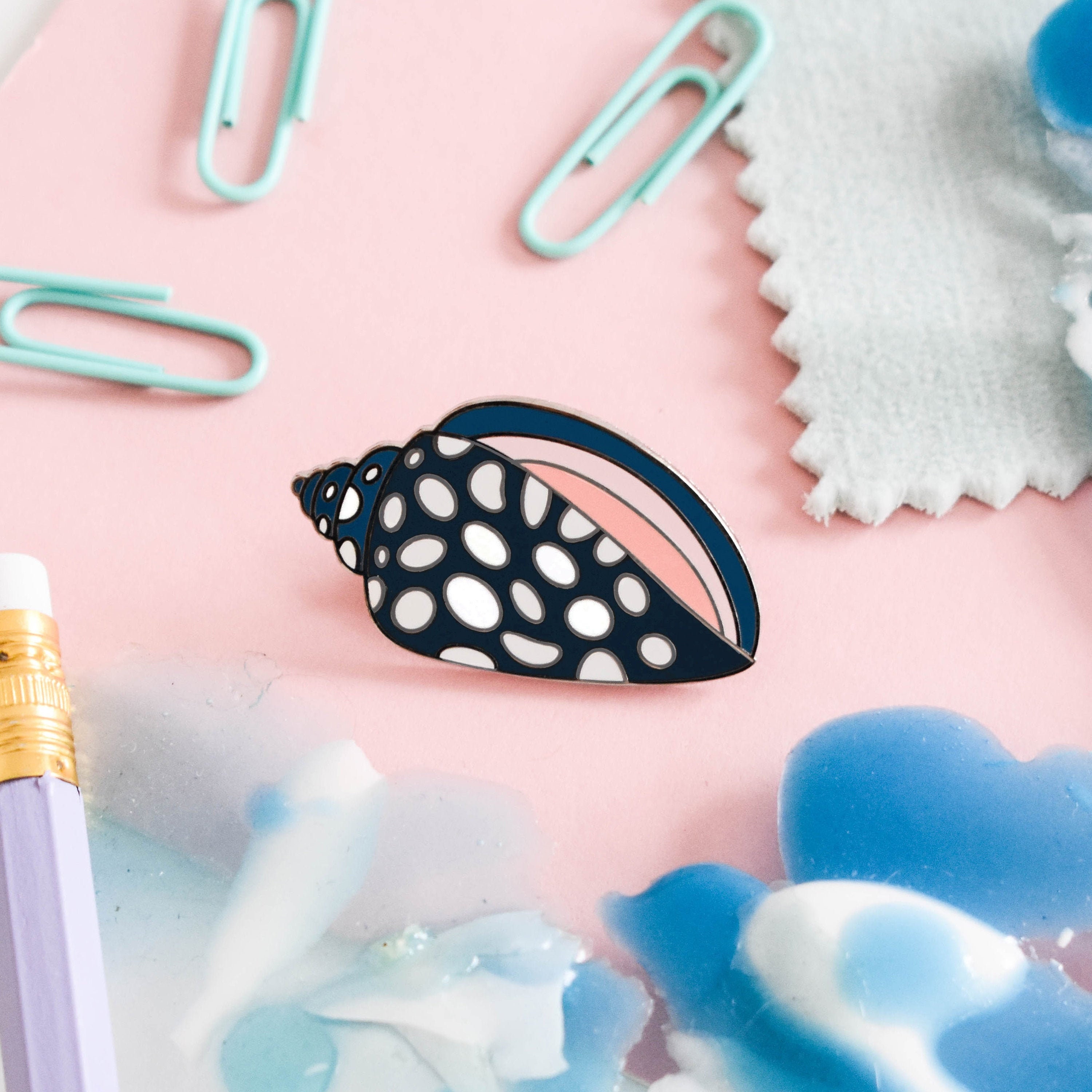 Spotted Shell Enamel Pin Lapel Pin Hard Enamel Badge Cute | Etsy