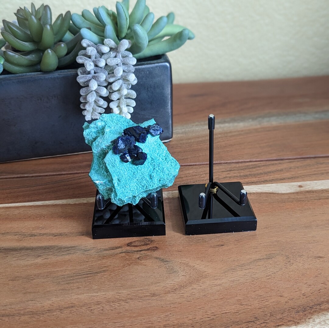 Size 3 Mineral Stand: Black Acrylic Rock Display - Etsy