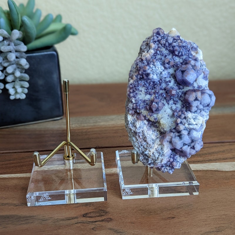 Mineral Display - Etsy