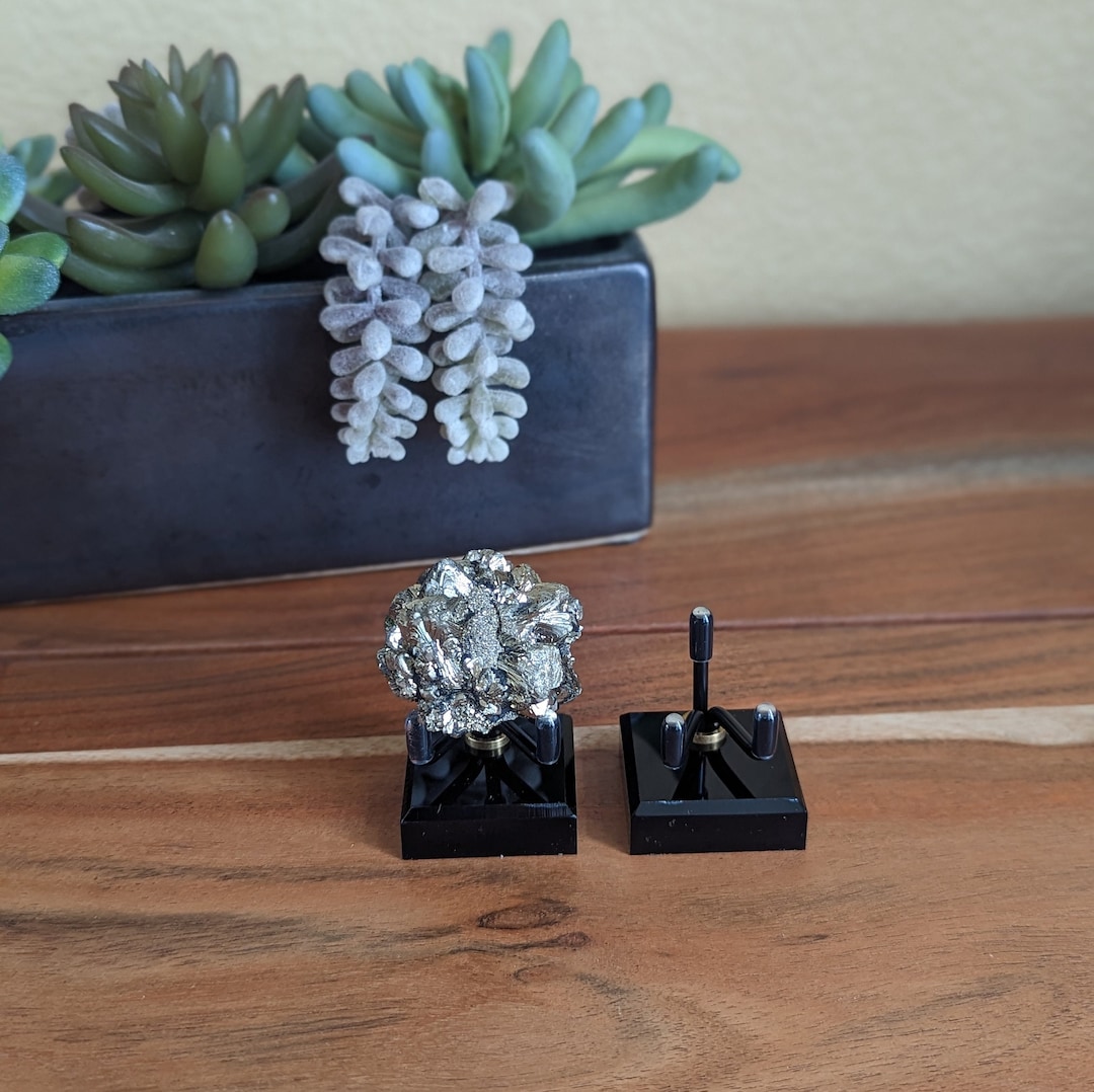 Size 1 Mineral Stand: Black Acrylic Rock Display - Etsy
