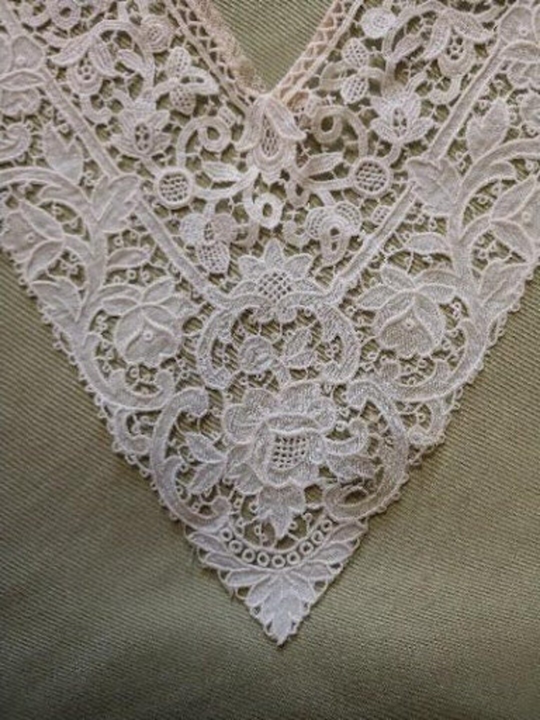 Decadent V SHAPED Lace Collar - Etsy