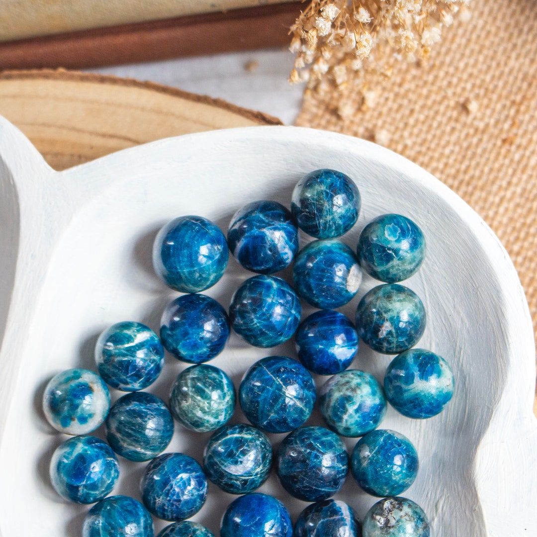 Sodalite Sphere, UV Reactive Sodalite Crystal Mini Sphere - Etsy