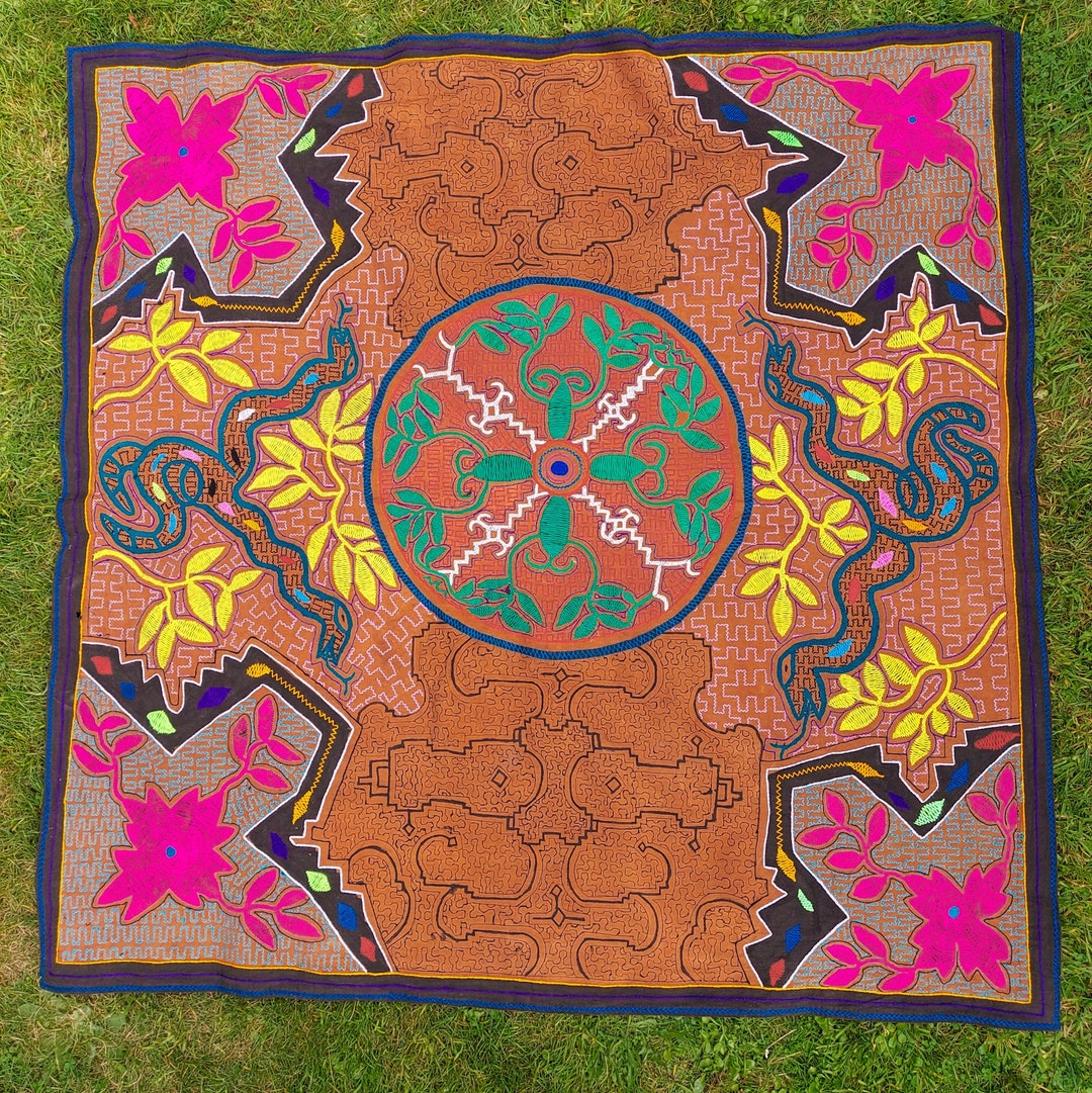 REDUCED Giant Shipibo Serpent Tapestry 149x149cm Ceremony Mesa ...