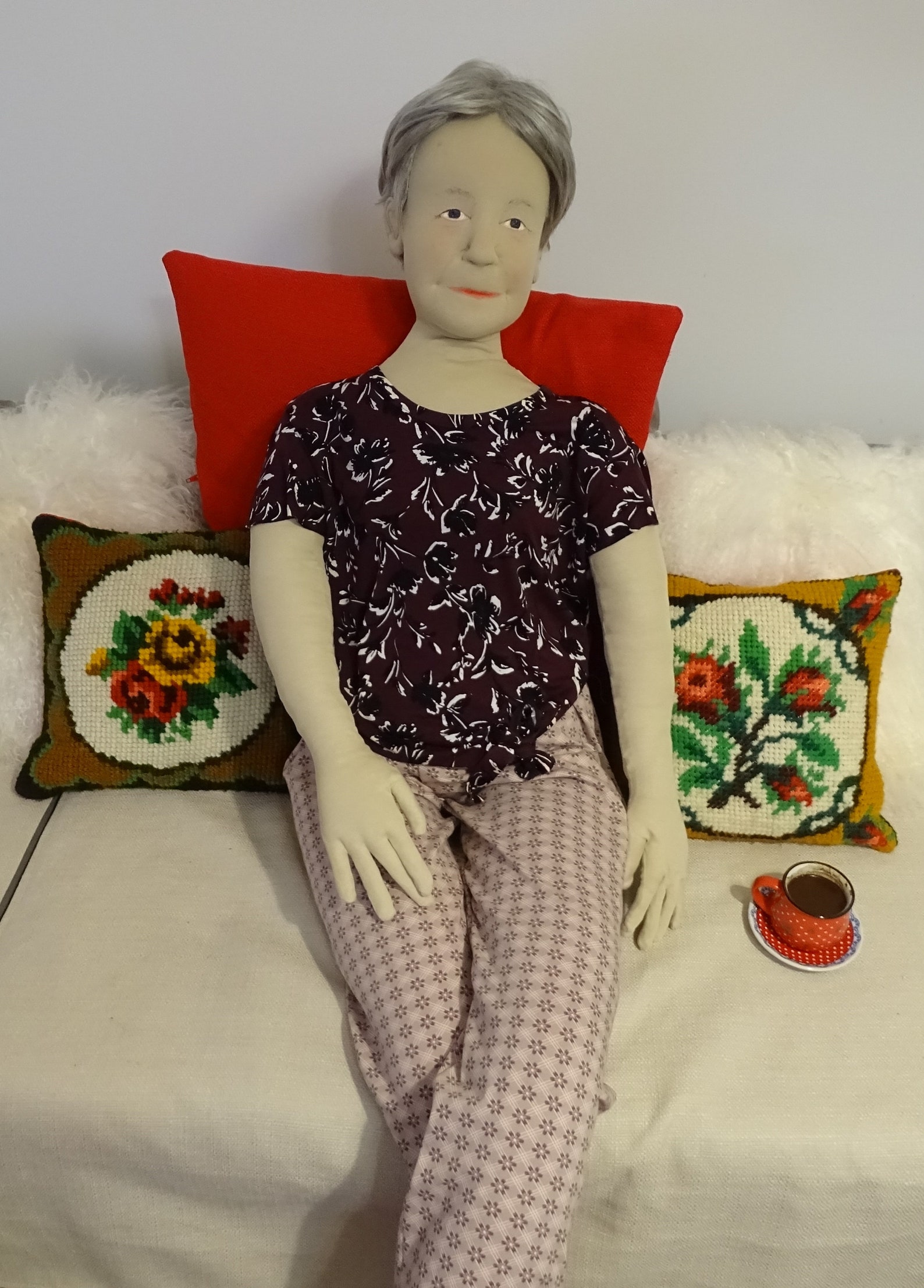 Life Size Elderly Doll Elderly Comfort Doll Life Size Realistic Doll Therapy Doll Old Lady