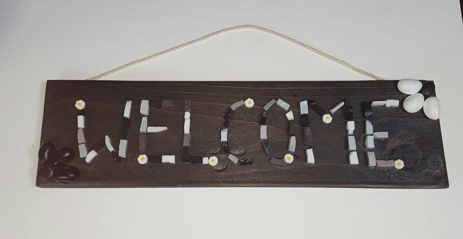 Welcome Sign. Rustic Recycled Timber Welcome Sign, Wording in Smalti ...
