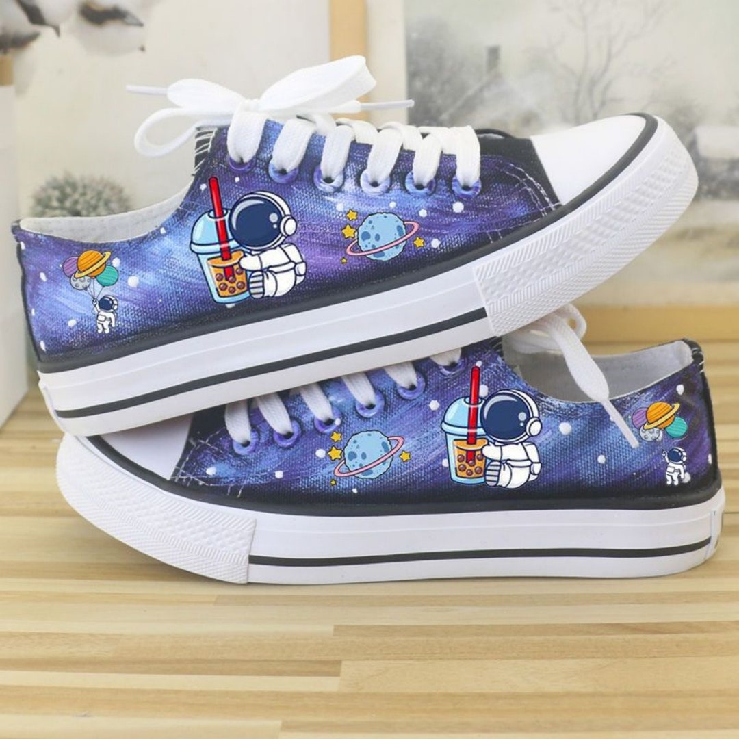Astronaut Hand-painted Shoesfashion Sneakersuniverse Canvas Shoesgalaxy ...