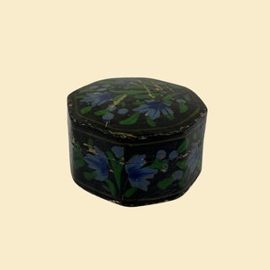 1970s Floral Lacquer Box, Vintage 70s Black/green/blue Round ...