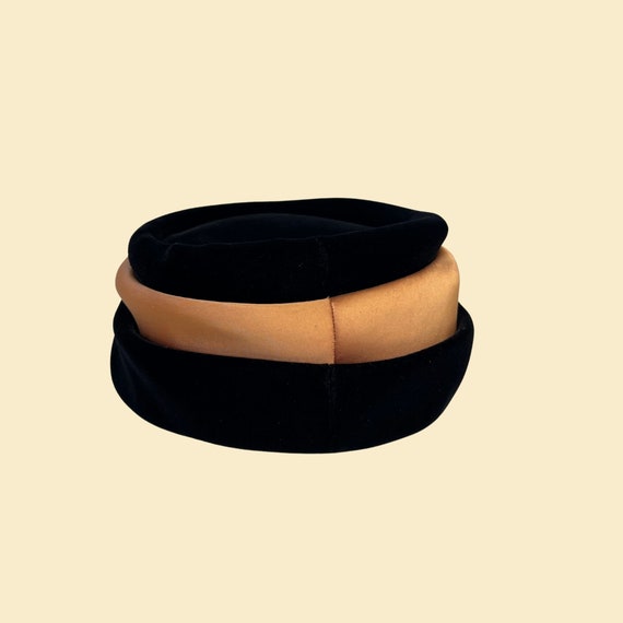 1940s velvet black hat with orange ribbon by Starling… - Gem